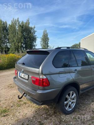 Pelēks BMW X5 2006 Jelgava, ar dzinēja tilpumu 3.00 L un nobraukumu 211 tūkst. km par 10000 €, foto 5 vietnē AUTOMOTO.COM.LV