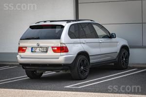 Grey BMW X5 2006 in Riga, with an engine capacity of 3.00 L and mileage of 232 thousand km for 5500 €, photo 5 on AUTOMOTO.COM.LV