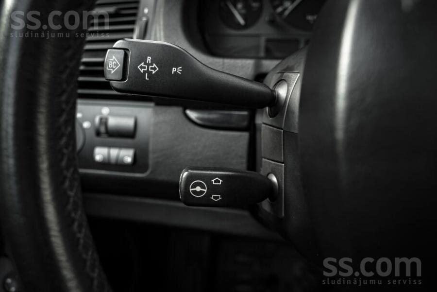 Grey BMW X5 2006 in Riga, with an engine capacity of 3.00 L and mileage of 232 thousand km for 5500 €, photo 18 on AUTOMOTO.COM.LV