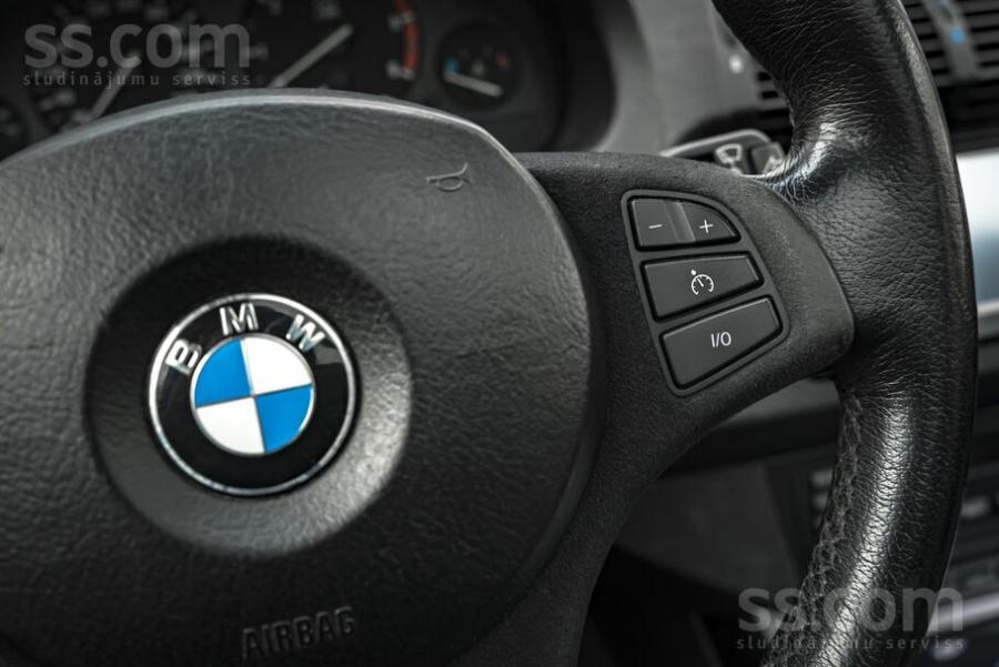 Grey BMW X5 2006 in Riga, with an engine capacity of 3.00 L and mileage of 232 thousand km for 5500 €, photo 21 on AUTOMOTO.COM.LV