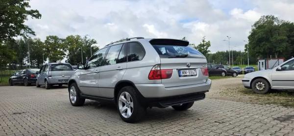 Pelēks BMW X5 2006 Valmiera, ar dzinēja tilpumu 3.00 L un nobraukumu 305 tūkst. km par 4900 €, foto 4 vietnē AUTOMOTO.COM.LV