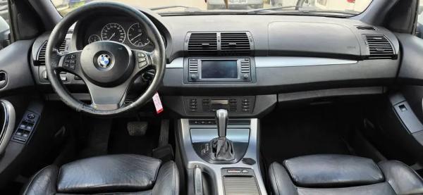 Pelēks BMW X5 2006 Valmiera, ar dzinēja tilpumu 3.00 L un nobraukumu 305 tūkst. km par 4900 €, foto 7 vietnē AUTOMOTO.COM.LV