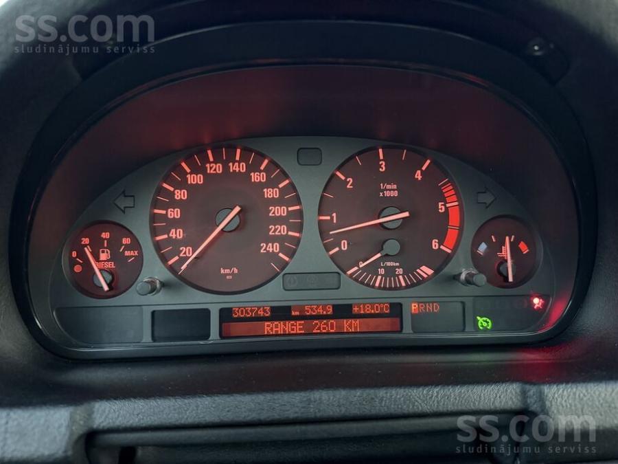 Grey BMW X5 2006 in Riga, with an engine capacity of 3.00 L and mileage of 304 thousand km for 3700 €, photo 14 on AUTOMOTO.COM.LV