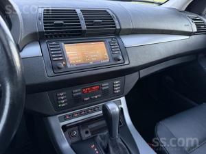 Grey BMW X5 2006 in Riga, with an engine capacity of 3.00 L and mileage of 304 thousand km for 3700 €, photo 15 on AUTOMOTO.COM.LV