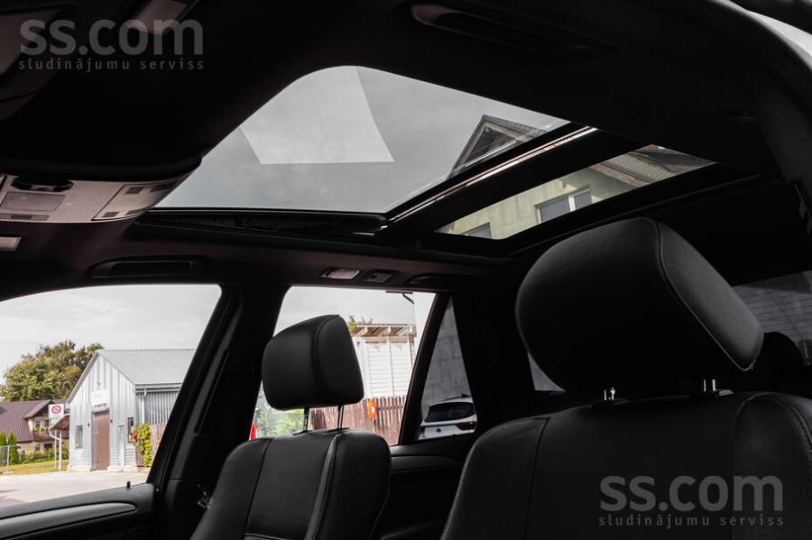 Pelēks BMW X5 2006 Jelgava, ar dzinēja tilpumu 3.00 L un nobraukumu 317 tūkst. km par 7350 €, foto 14 vietnē AUTOMOTO.COM.LV