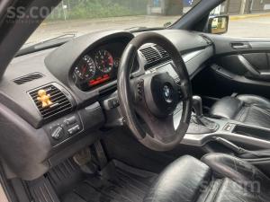 Grey BMW X5 2006 in Riga, with an engine capacity of 3.00 L and mileage of 0 thousand km for 5399 €, photo 22 on AUTOMOTO.COM.LV
