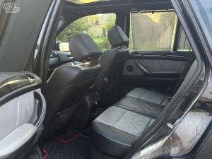 Grey BMW X5 2006 in Kaunas, with an engine capacity of 3.00 L and mileage of 320 thousand km for 2750 €, photo 17 on AUTOMOTO.COM.LV