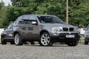 Grey BMW X5 2007 in Riga, with an engine capacity of 3.00 L and mileage of 313 thousand km for 15695 €, photo 2 on AUTOMOTO.COM.LV