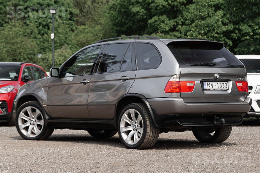 Grey BMW X5 2007 in Riga, with an engine capacity of 3.00 L and mileage of 313 thousand km for 15695 €, photo 3 on AUTOMOTO.COM.LV