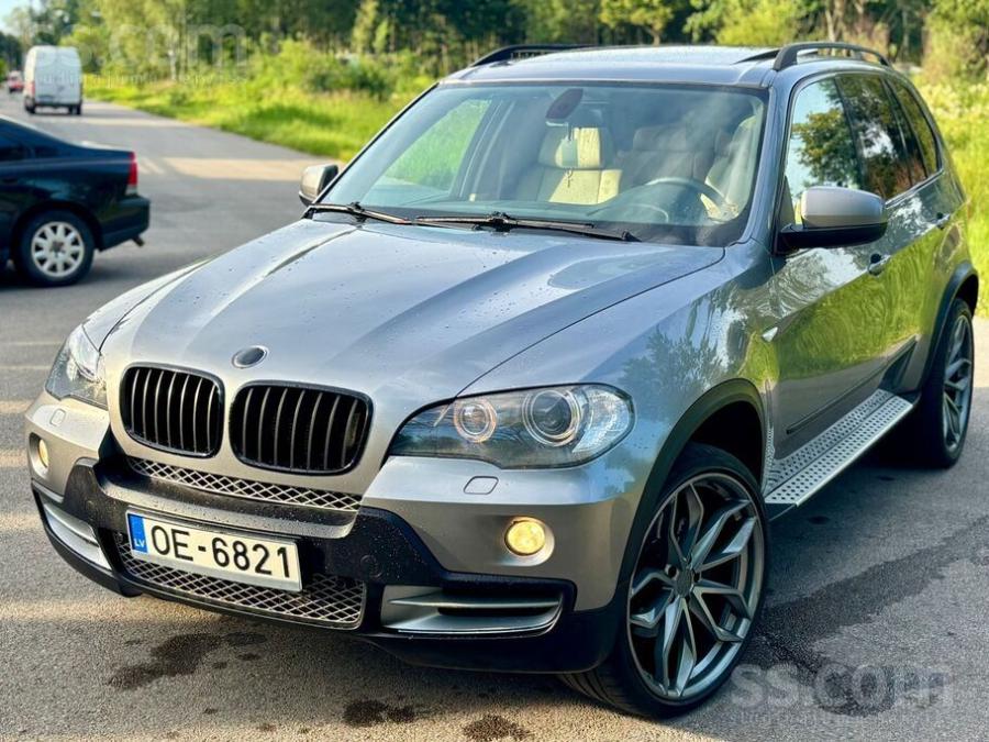 Pelēks BMW X5 2007 Rīga, ar dzinēja tilpumu 3.00 L un nobraukumu 310 tūkst. km par 7700 €, foto 1 vietnē AUTOMOTO.COM.LV