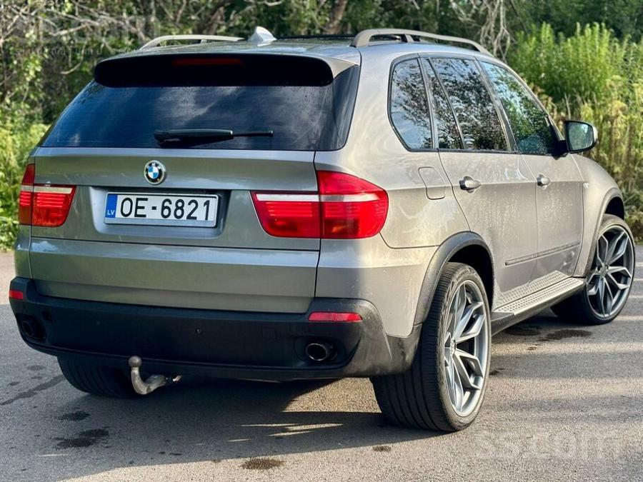 Pelēks BMW X5 2007 Rīga, ar dzinēja tilpumu 3.00 L un nobraukumu 310 tūkst. km par 7700 €, foto 3 vietnē AUTOMOTO.COM.LV