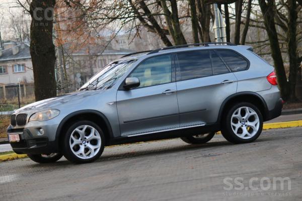 Grey BMW X5 2007 in Riga, with an engine capacity of 3.00 L and mileage of 0 thousand km for 8899 €, photo 5 on AUTOMOTO.COM.LV