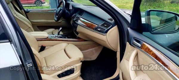 Grey BMW X5 2007 in Tallinn, with an engine capacity of 3.00 L and mileage of 201 thousand km for 10700 €, photo 11 on AUTOMOTO.COM.LV