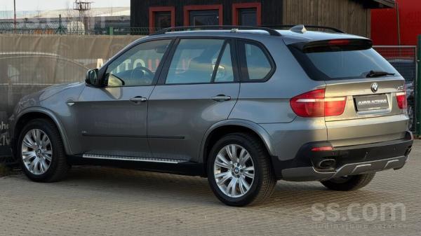 Pelēks BMW X5 2007 Liepāja, ar dzinēja tilpumu 4.80 L un nobraukumu 263 tūkst. km par 6750 €, foto 6 vietnē AUTOMOTO.COM.LV
