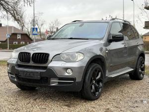 Pelēks BMW X5 2007 Ukmergė, ar dzinēja tilpumu 2.99 L un nobraukumu 350 tūkst. km par 5900 €, foto  vietnē AUTOMOTO.COM.LV