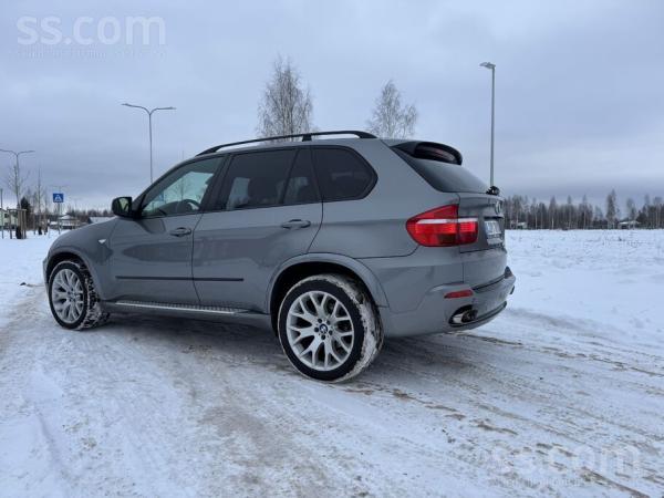 Pelēks BMW X5 2007 Jelgava, ar dzinēja tilpumu 3.00 L un nobraukumu 0 tūkst. km par 9250 €, foto 9 vietnē AUTOMOTO.COM.LV
