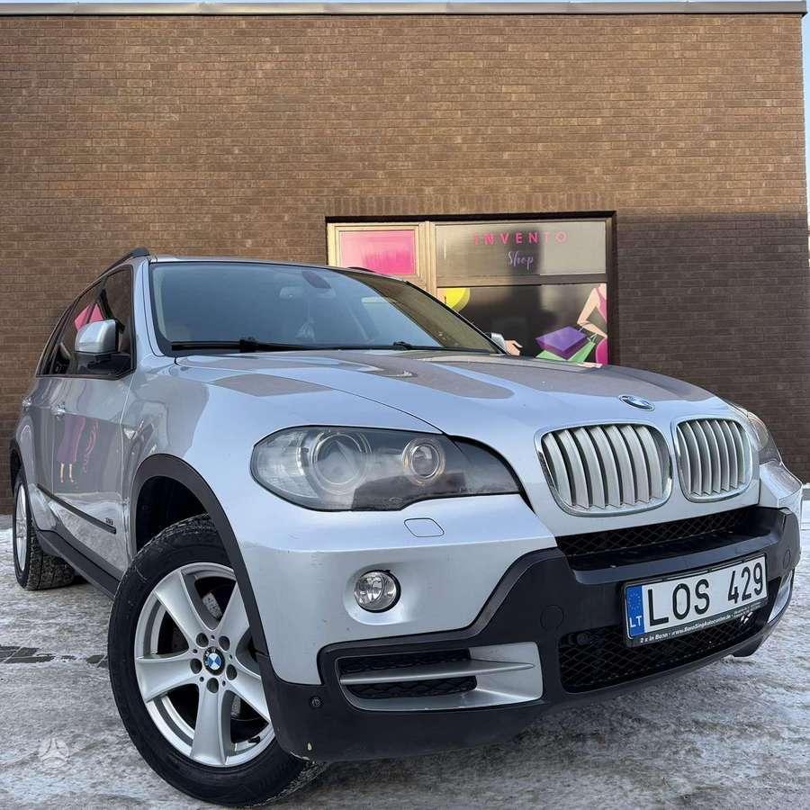 Grey BMW X5 2007 in Kaisiadorys, with an engine capacity of 2.99 L and mileage of 296 thousand km for 6950 €, photo 3 on AUTOMOTO.COM.LV
