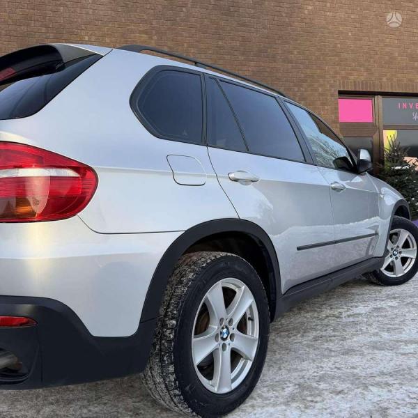 Pelēks BMW X5 2007 Kaišiadorys, ar dzinēja tilpumu 2.99 L un nobraukumu 296 tūkst. km par 6950 €, foto 11 vietnē AUTOMOTO.COM.LV