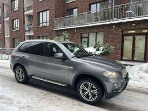 Pelēks BMW X5 2007 Viļņa, ar dzinēja tilpumu 2.99 L un nobraukumu 394 tūkst. km par 8650 €, foto 2 vietnē AUTOMOTO.COM.LV