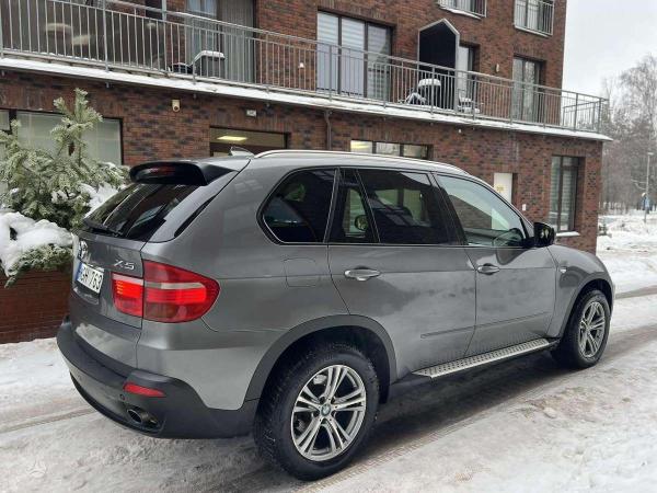 Pelēks BMW X5 2007 Viļņa, ar dzinēja tilpumu 2.99 L un nobraukumu 394 tūkst. km par 8650 €, foto 8 vietnē AUTOMOTO.COM.LV