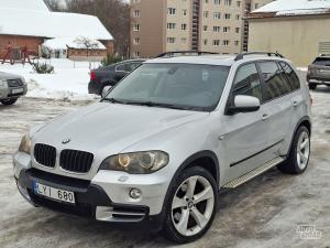 Grey BMW X5 2007 in Silute, with an engine capacity of 3.00 L and mileage of 370 thousand km for 6400 €, photo 3 on AUTOMOTO.COM.LV