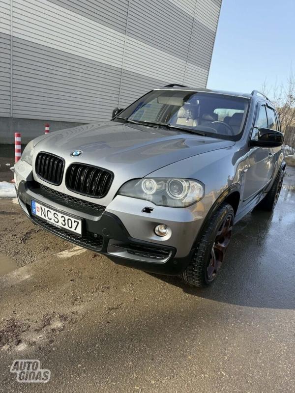 Grey BMW X5 2007 in Vilnius, with an engine capacity of 3.00 L and mileage of 520 thousand km for 6200 €, photo 4 on AUTOMOTO.COM.LV