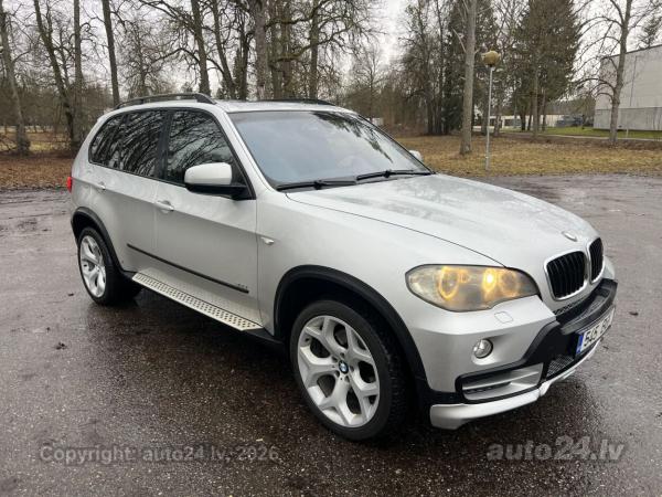 Grey BMW X5 2007 in Rakvere, with an engine capacity of 3.00 L and mileage of 306 thousand km for 8700 €, photo 4 on AUTOMOTO.COM.LV