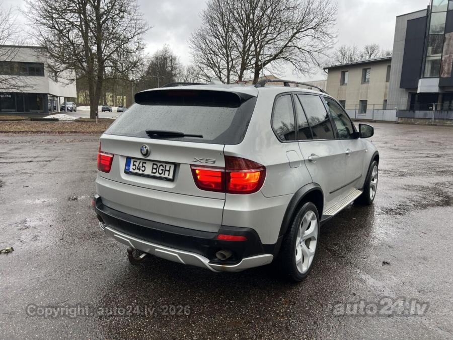 Pelēks BMW X5 2007 Rakvere, ar dzinēja tilpumu 3.00 L un nobraukumu 306 tūkst. km par 8700 €, foto 6 vietnē AUTOMOTO.COM.LV