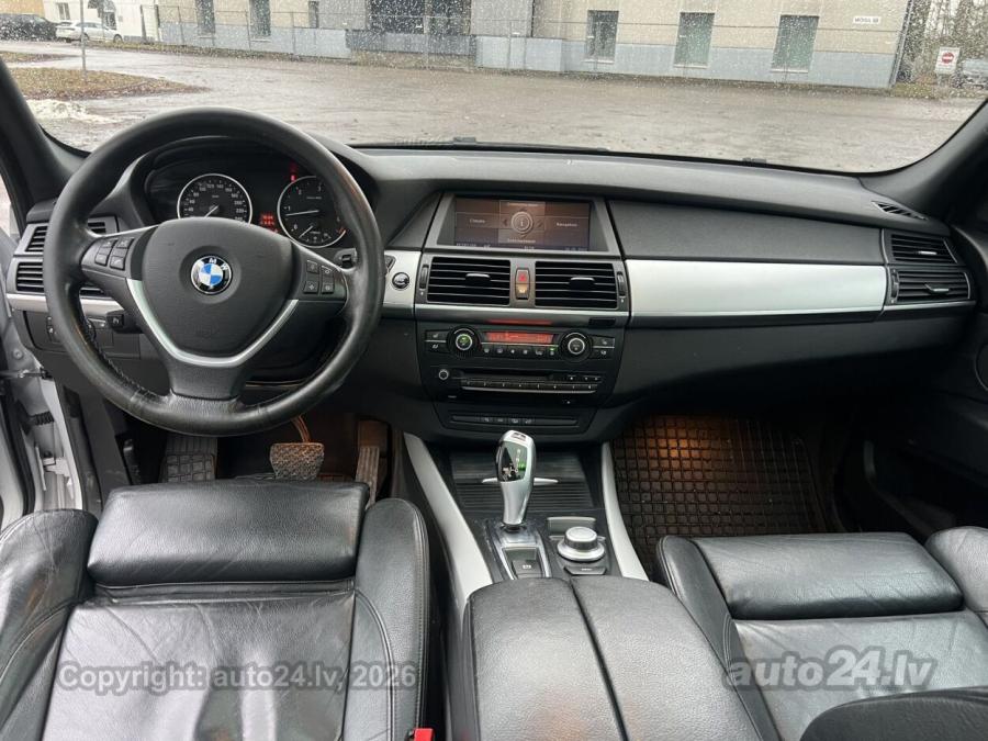 Pelēks BMW X5 2007 Rakvere, ar dzinēja tilpumu 3.00 L un nobraukumu 306 tūkst. km par 8700 €, foto 11 vietnē AUTOMOTO.COM.LV
