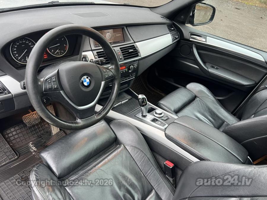 Pelēks BMW X5 2007 Rakvere, ar dzinēja tilpumu 3.00 L un nobraukumu 306 tūkst. km par 8700 €, foto 12 vietnē AUTOMOTO.COM.LV