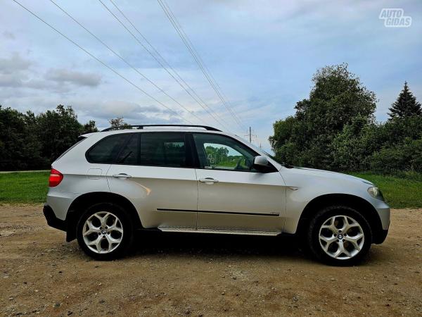 Pelēks BMW X5 2007 Kauņa, ar dzinēja tilpumu 3.00 L un nobraukumu 354 tūkst. km par 4999 €, foto 4 vietnē AUTOMOTO.COM.LV