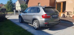 Grey BMW X5 2007 in Panevezys, with an engine capacity of 3.00 L and mileage of 321 thousand km for 8200 €, photo 3 on AUTOMOTO.COM.LV