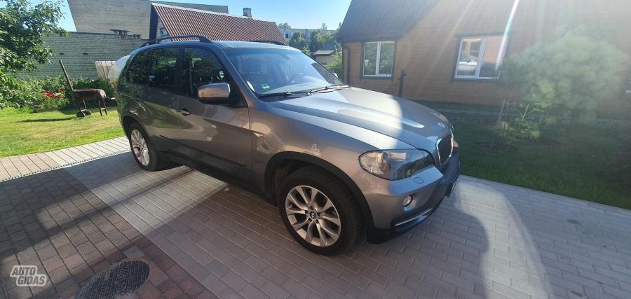 Grey BMW X5 2007 in Panevezys, with an engine capacity of 3.00 L and mileage of 321 thousand km for 8200 €, photo 4 on AUTOMOTO.COM.LV