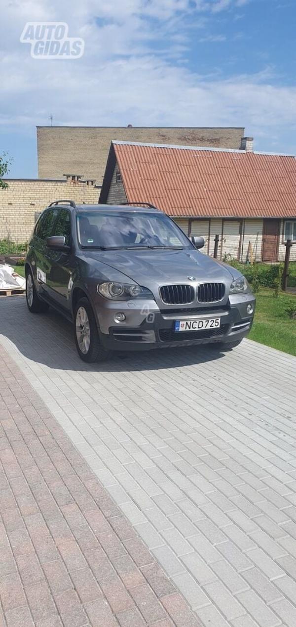 Pelēks BMW X5 2007 Panevēža, ar dzinēja tilpumu 3.00 L un nobraukumu 321 tūkst. km par 8200 €, foto 6 vietnē AUTOMOTO.COM.LV