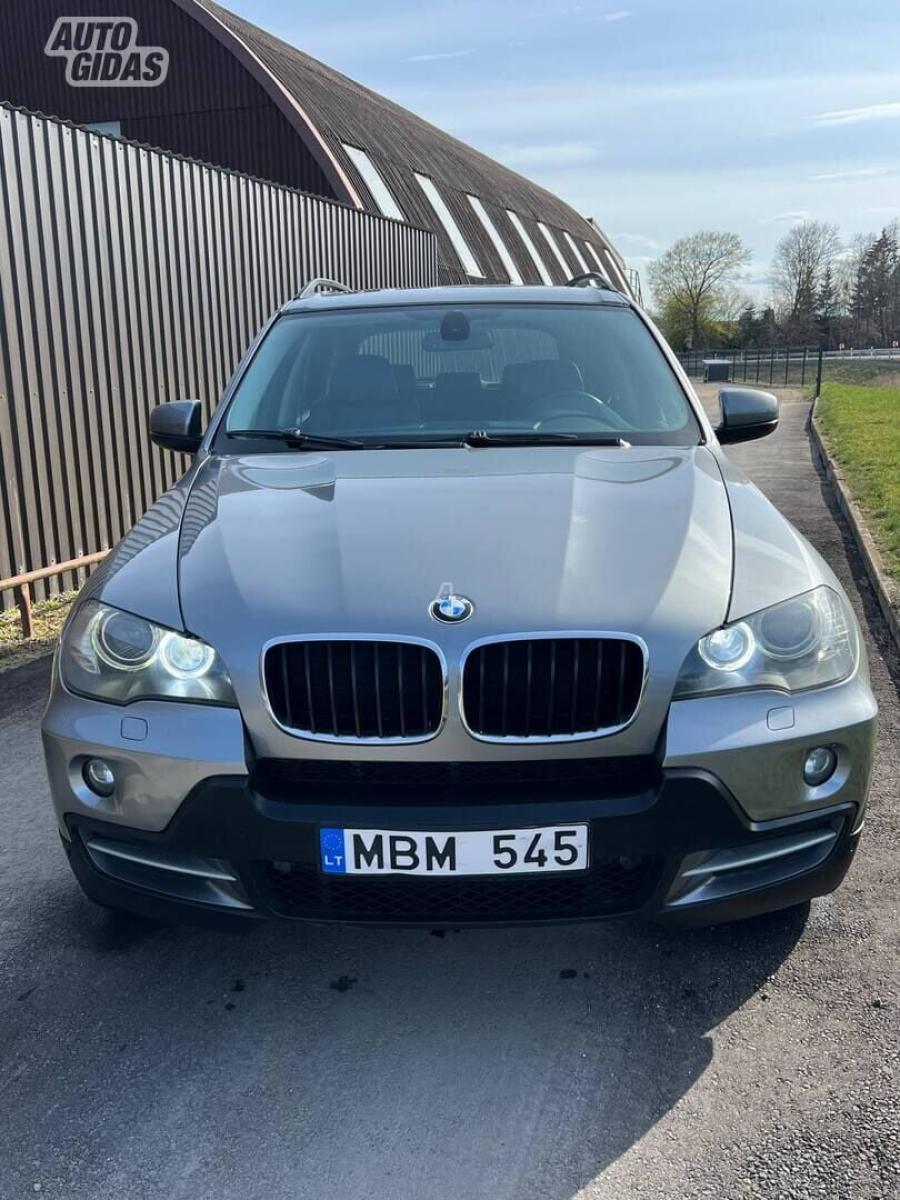 Grey BMW X5 2007 in Marijampole, with an engine capacity of 3.00 L and mileage of 353 thousand km for 6600 €, photo 3 on AUTOMOTO.COM.LV