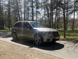 Pelēks BMW X5 2007 Viļņa, ar dzinēja tilpumu 3.00 L un nobraukumu 401 tūkst. km par 7900 €, foto 3 vietnē AUTOMOTO.COM.LV