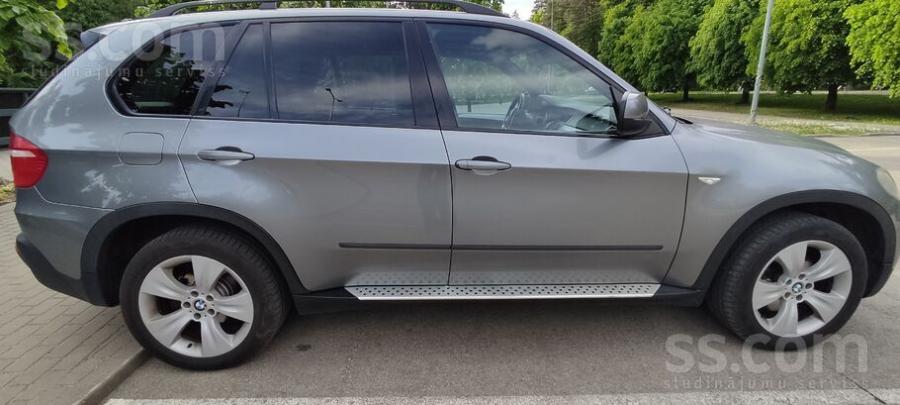 Pelēks BMW X5 2007 Ogre, ar dzinēja tilpumu 3.00 L un nobraukumu 283 tūkst. km par 8400 €, foto 3 vietnē AUTOMOTO.COM.LV