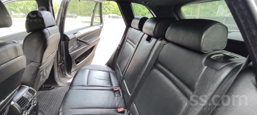 Pelēks BMW X5 2007 Ogre, ar dzinēja tilpumu 3.00 L un nobraukumu 283 tūkst. km par 8400 €, foto 8 vietnē AUTOMOTO.COM.LV