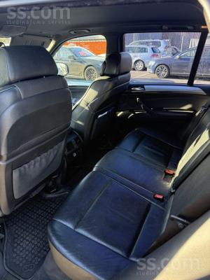 Pelēks BMW X5 2007 Rīga, ar dzinēja tilpumu 3.00 L un nobraukumu 413 tūkst. km par 6900 €, foto 19 vietnē AUTOMOTO.COM.LV
