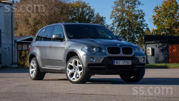 Pelēks BMW X5 2007 Tukums, ar dzinēja tilpumu 3.00 L un nobraukumu 375 tūkst. km par 8000 €, foto 1 vietnē AUTOMOTO.COM.LV