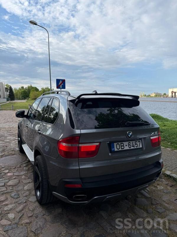 Pelēks BMW X5 2007 Rīga, ar dzinēja tilpumu 4.80 L un nobraukumu 22 tūkst. km par 6880 €, foto 7 vietnē AUTOMOTO.COM.LV
