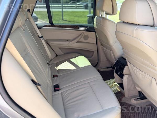 Pelēks BMW X5 2007 Rīga, ar dzinēja tilpumu 3.00 L un nobraukumu 356 tūkst. km par 9000 €, foto 9 vietnē AUTOMOTO.COM.LV