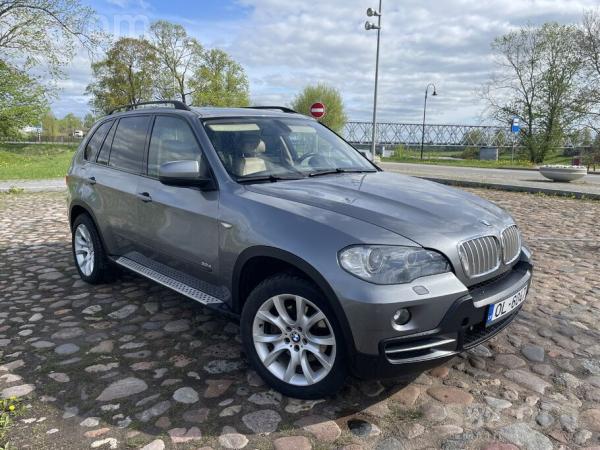Grey BMW X5 2007 in Daugavpils, with an engine capacity of 3.00 L and mileage of 379 thousand km for 6999 €, photo 3 on AUTOMOTO.COM.LV