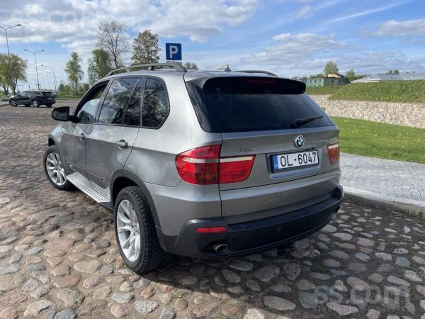 Grey BMW X5 2007 in Daugavpils, with an engine capacity of 3.00 L and mileage of 379 thousand km for 6999 €, photo 5 on AUTOMOTO.COM.LV