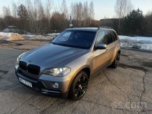 Grey BMW X5 2007 in Daugavpils, with an engine capacity of 3.00 L and mileage of 307 thousand km for 9700 €, photo  on AUTOMOTO.COM.LV