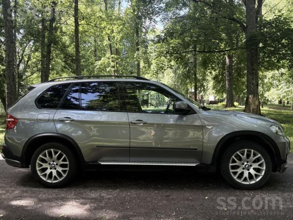 Pelēks BMW X5 2007 Ogre, ar dzinēja tilpumu 3.00 L un nobraukumu 405 tūkst. km par 8000 €, foto 3 vietnē AUTOMOTO.COM.LV