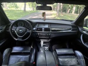 Grey BMW X5 2007 in Ogre, with an engine capacity of 3.00 L and mileage of 405 thousand km for 8000 €, photo 9 on AUTOMOTO.COM.LV