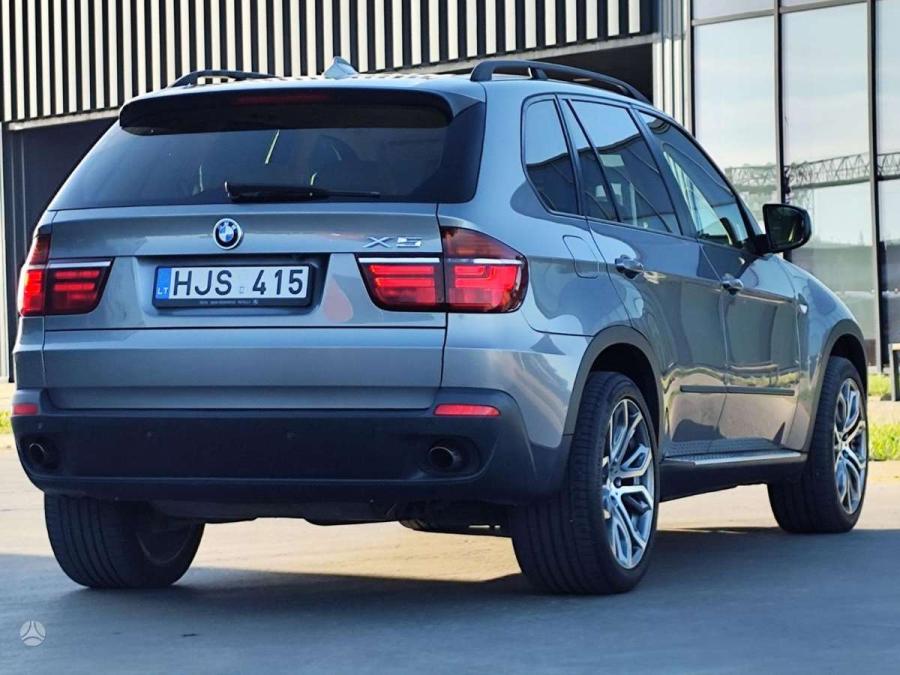 Pelēks BMW X5 2007 Šauļi, ar dzinēja tilpumu 3.00 L un nobraukumu 0 tūkst. km par 8600 €, foto 9 vietnē AUTOMOTO.COM.LV
