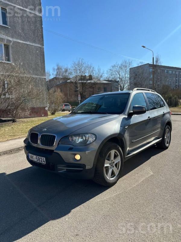 Pelēks BMW X5 2007 Rīga, ar dzinēja tilpumu 3.00 L un nobraukumu 357 tūkst. km par 6500 €, foto 1 vietnē AUTOMOTO.COM.LV