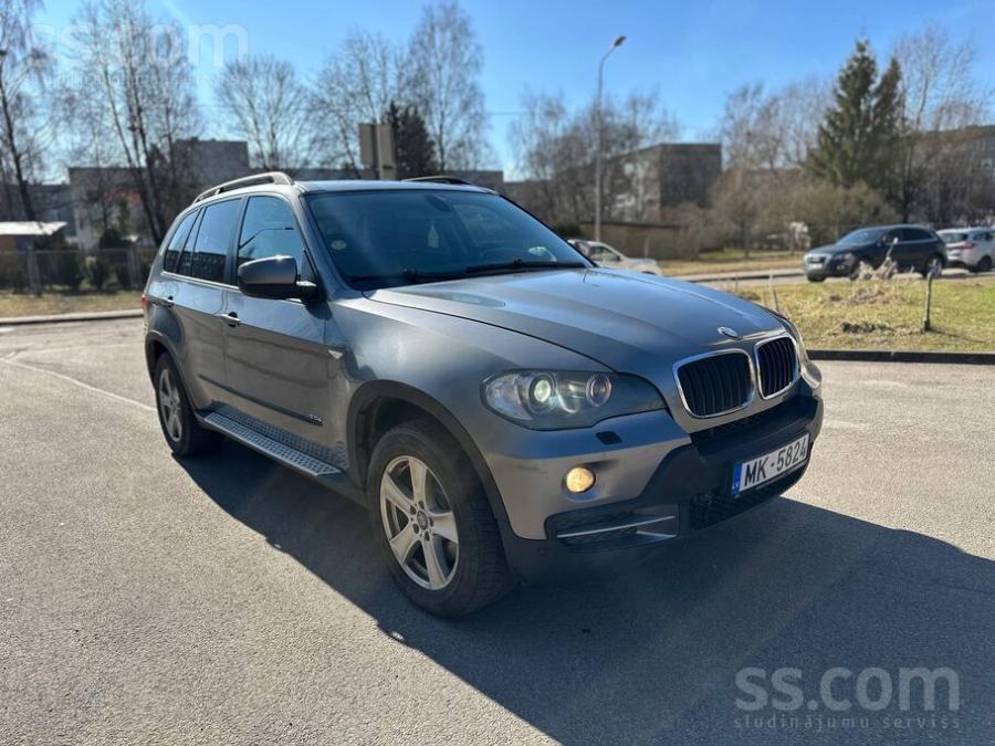 Серый БМВ Х5 2007 в Рига, объемом двигателя 3.00 л и пробегом 357 тыс. км за 6500 €, фото 6 на AUTOMOTO.COM.LV